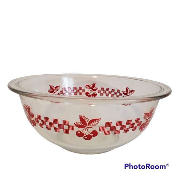 Pyrex | Dining | Vtg Pyrex 323 Red Cherry Checkered Gingham Clear Glass ...